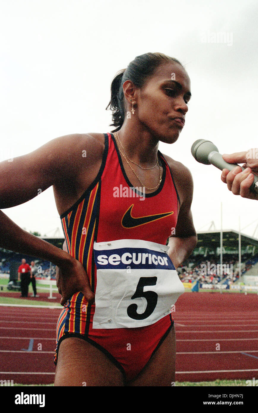 Australian 400m sprinter Cathy Freeman competing at the Securicor Games ...