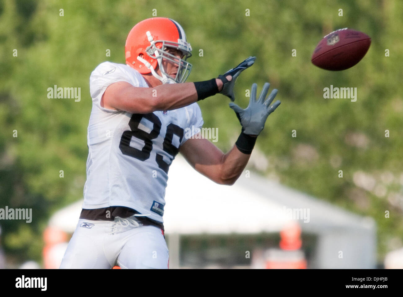 02 August 2010: Cleveland Browns tight end Evan Moore (89) makes a ...