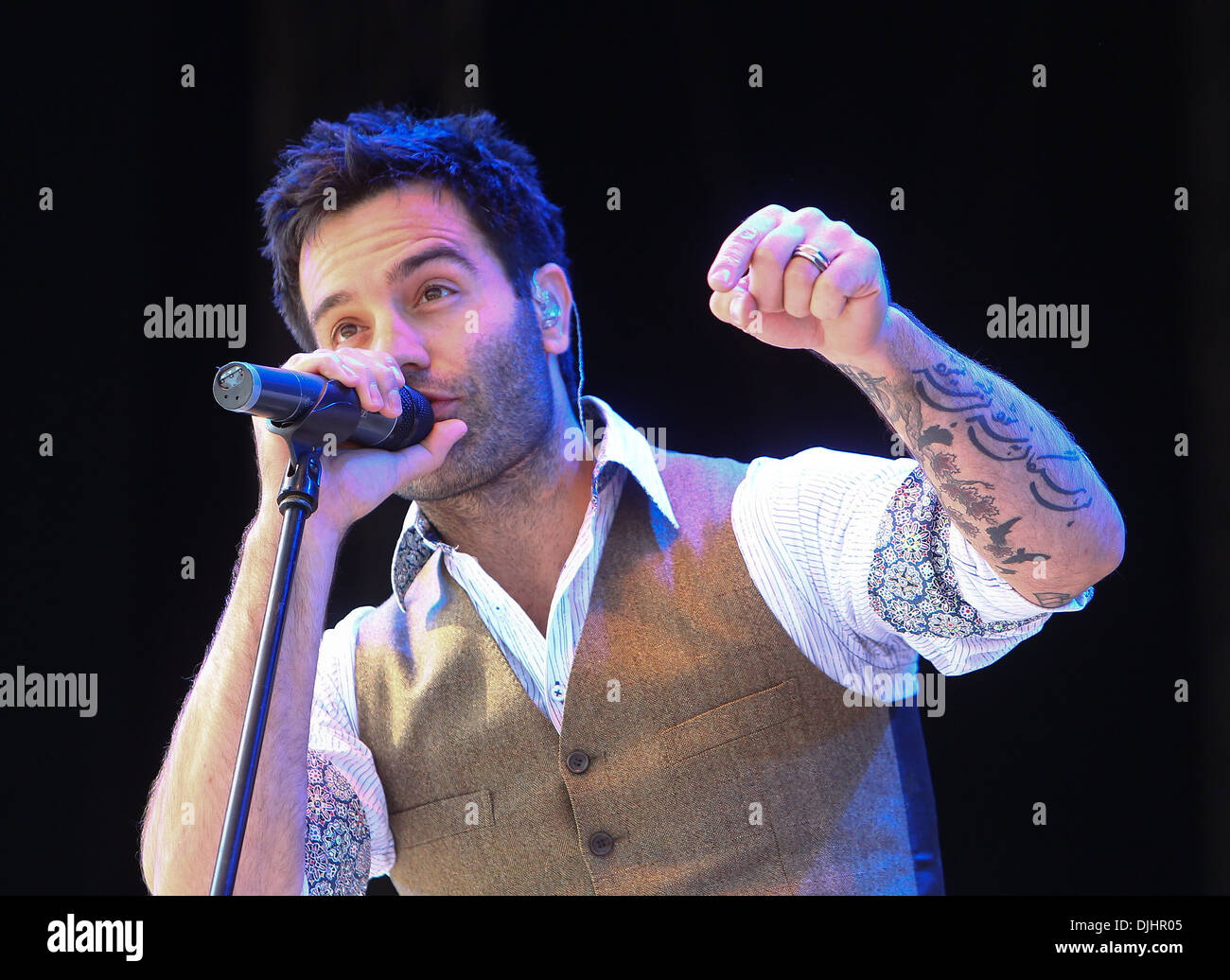 Ramin Karimloo Jubilee Family Festival at Hyde Park London, England ...