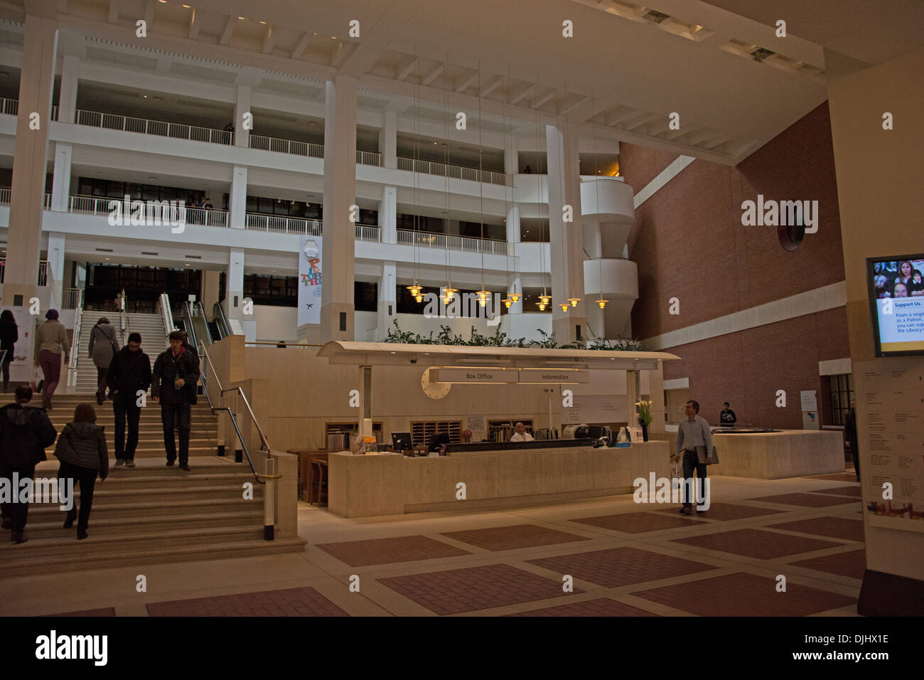 The Lobby Of The British Library Stock Photo - Alamy