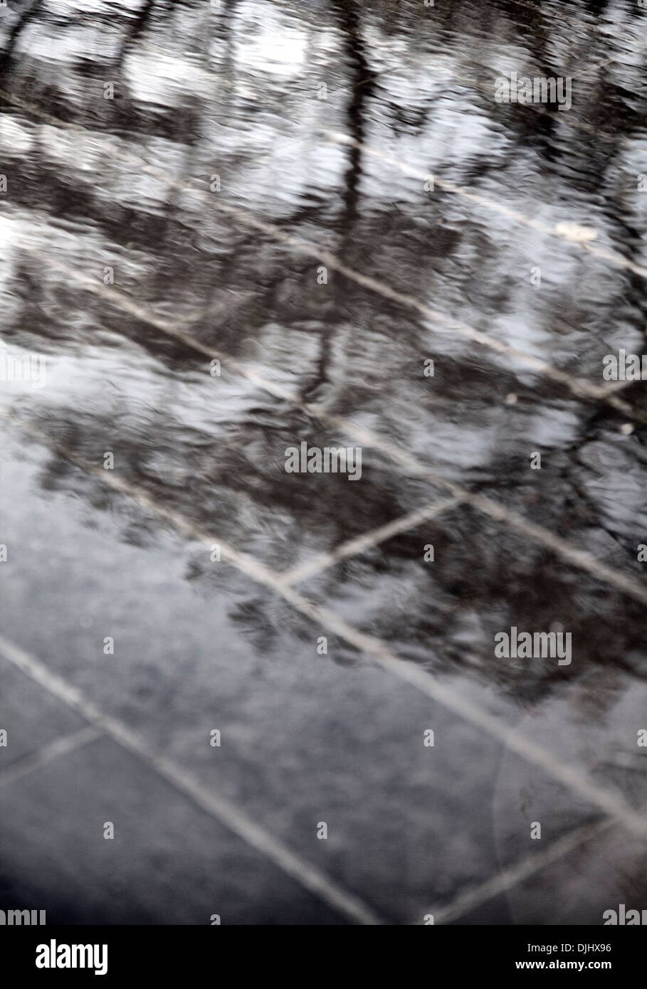 Water puddle hi-res stock photography and images - Alamy