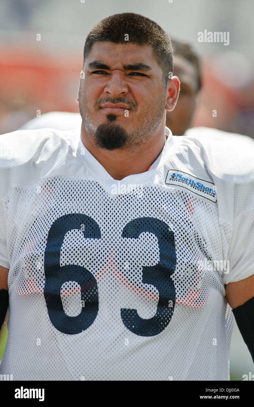 Roberto garza chicago bears hi-res stock photography and images - Alamy