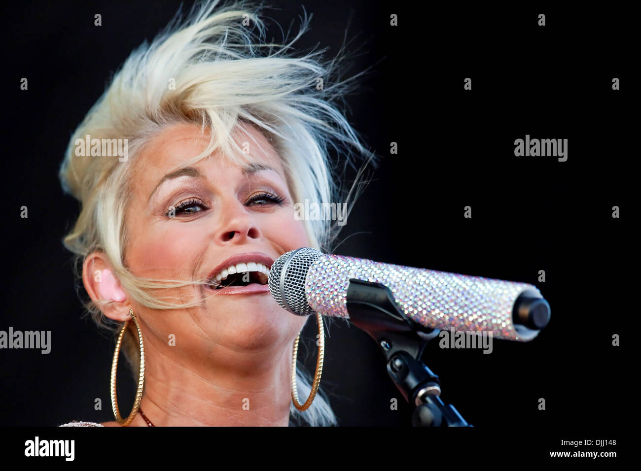 Lorrie morgan hi-res stock photography and images - Alamy