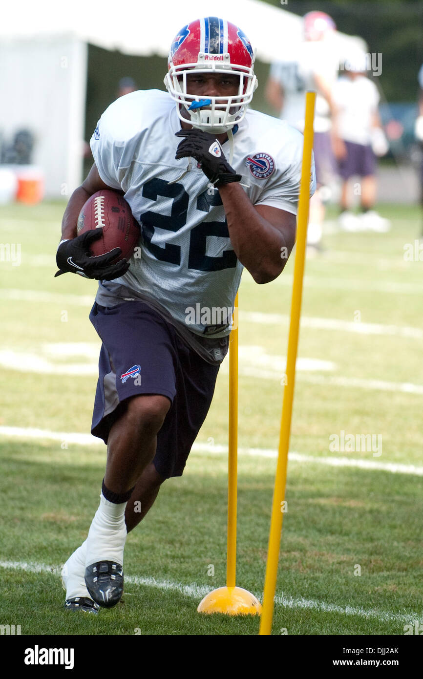 August 6, 2010: Buffalo Bills running back FRED JACKSON (#22) runs ...