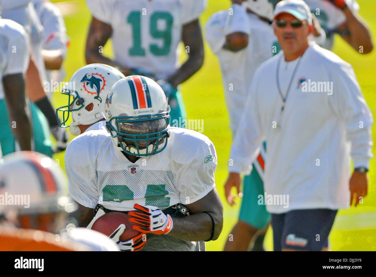 Ricky williams dolphins hi-res stock photography and images - Alamy