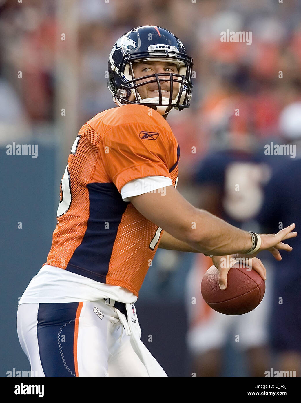 Qb hair cut hi-res stock photography and images - Alamy