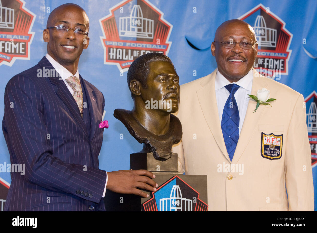 07 August 2010: FLOYD LITTLE and his son and presenter MARC LITTLE pose ...