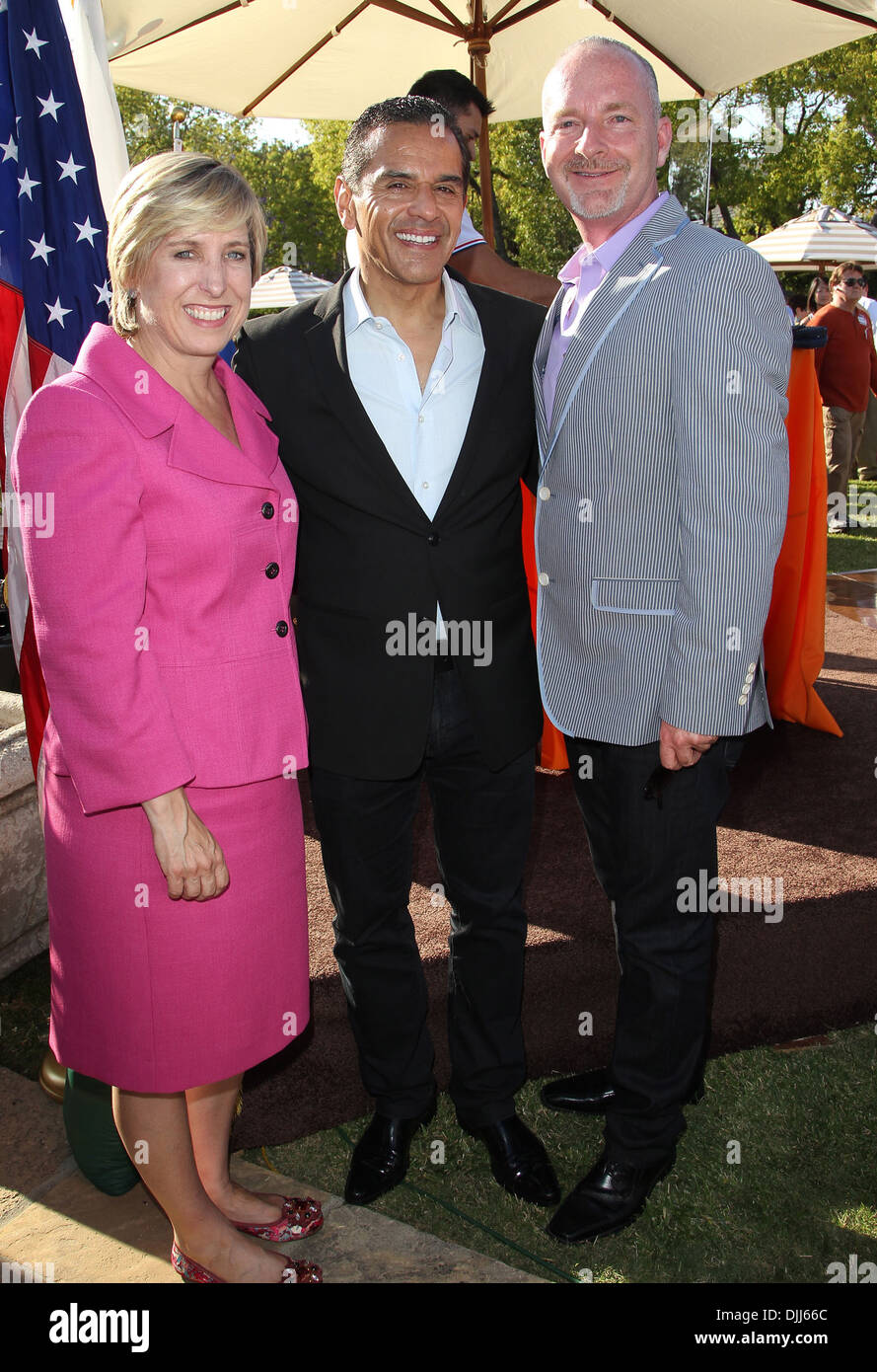 Los Angeles Mayor Antonio Villaraigosa City controller Wendy Greuel ...