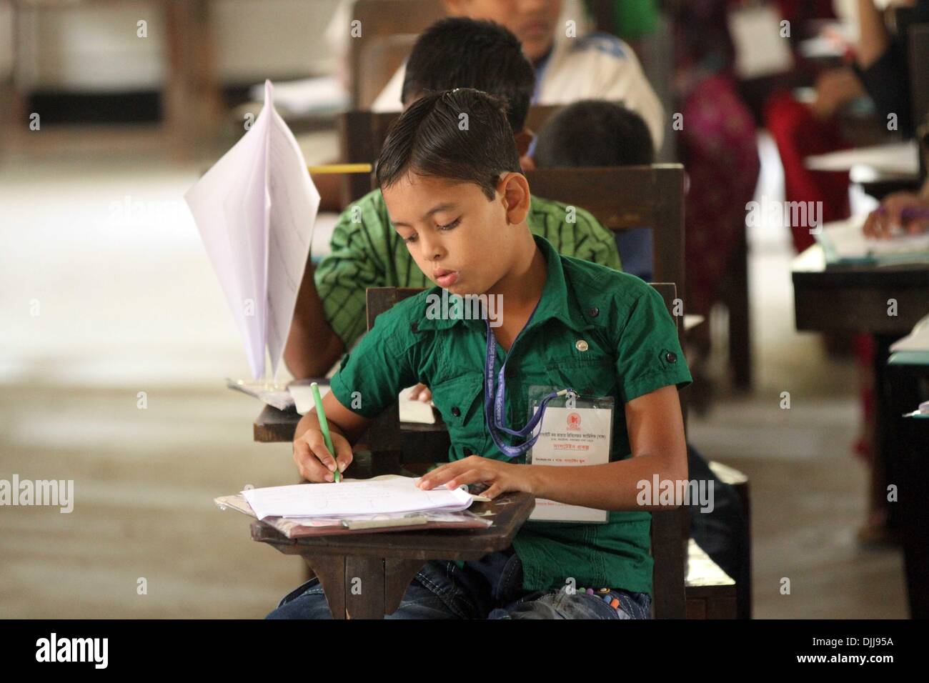 Bangladeshi boys hi-res stock photography and images - Alamy