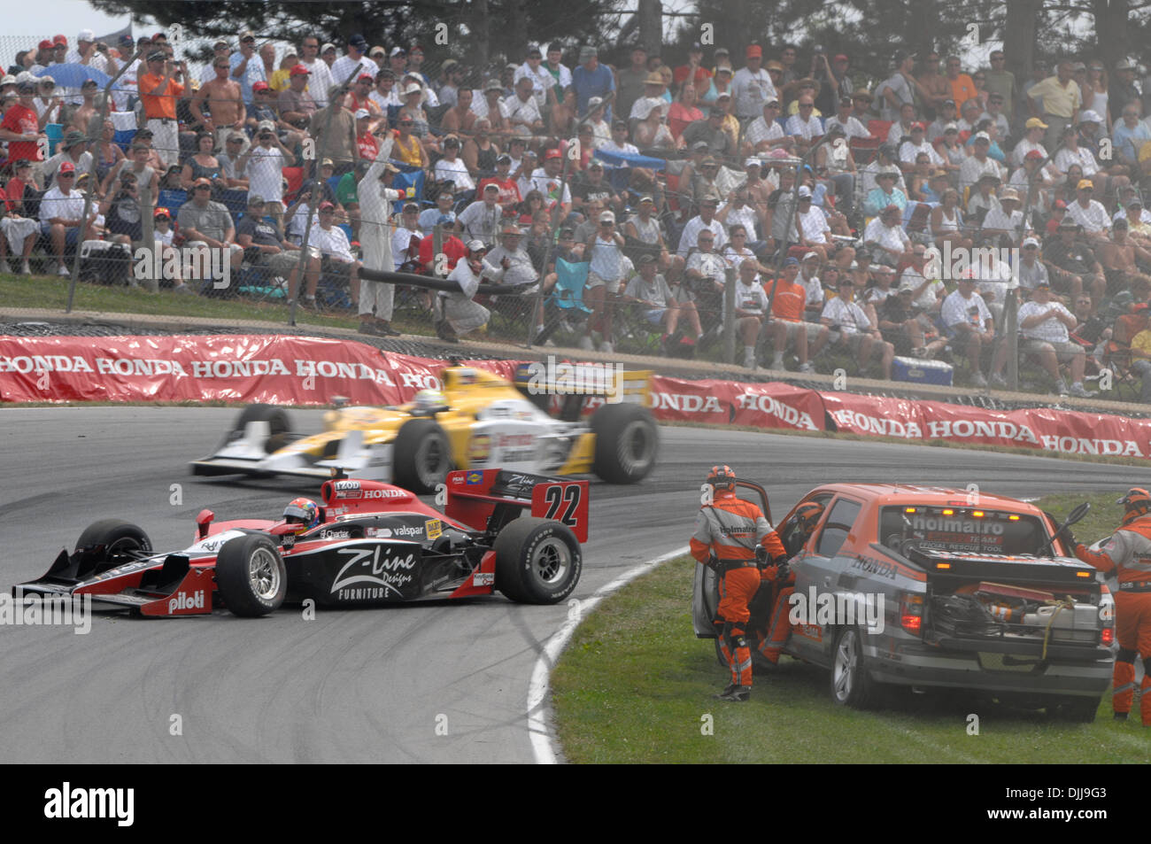Justin wilson indycar crash hi-res stock photography and images - Alamy