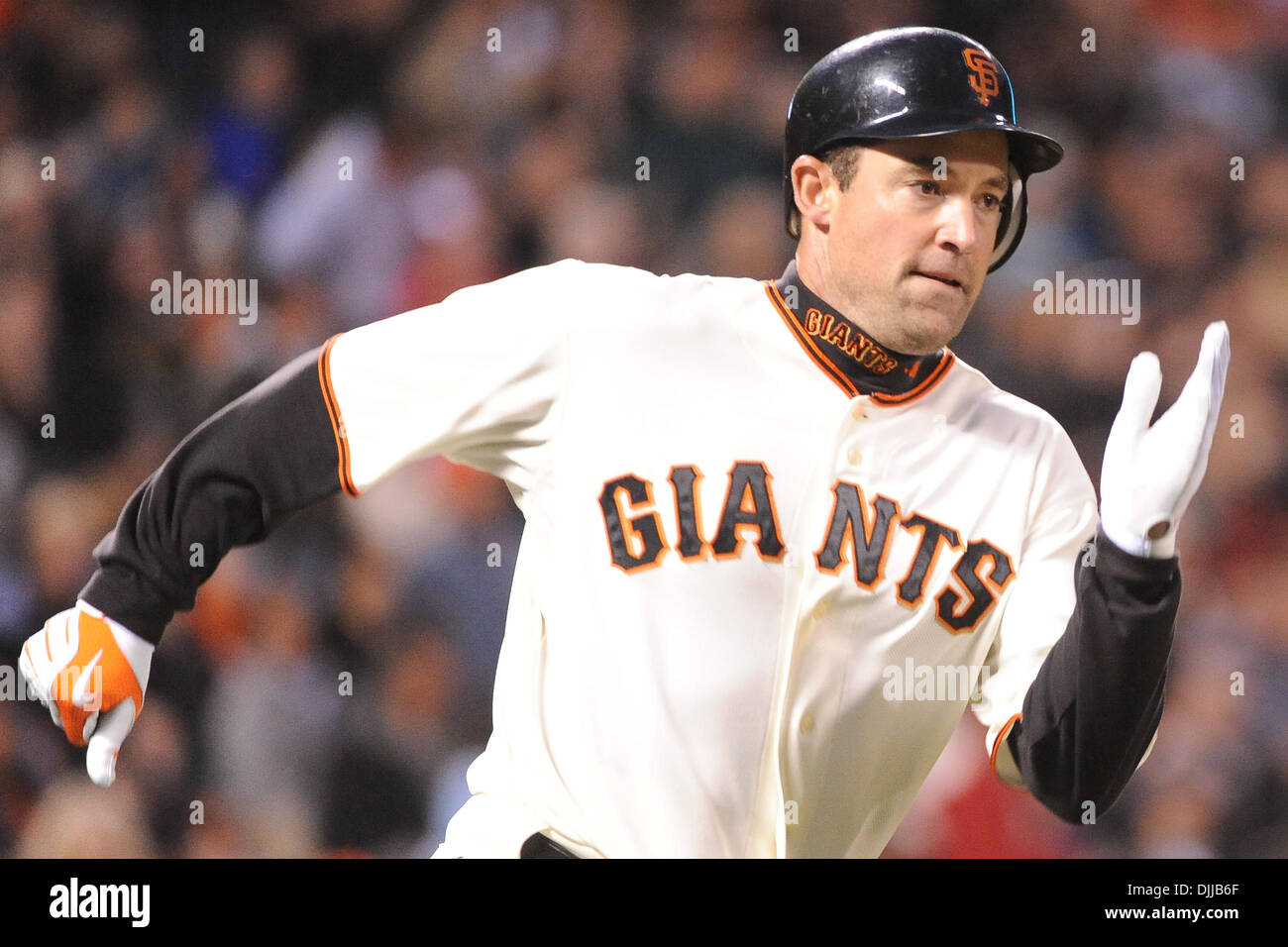9 August, 2010: San Francisco Giants PAT BURRELL (#9) runs to first ...