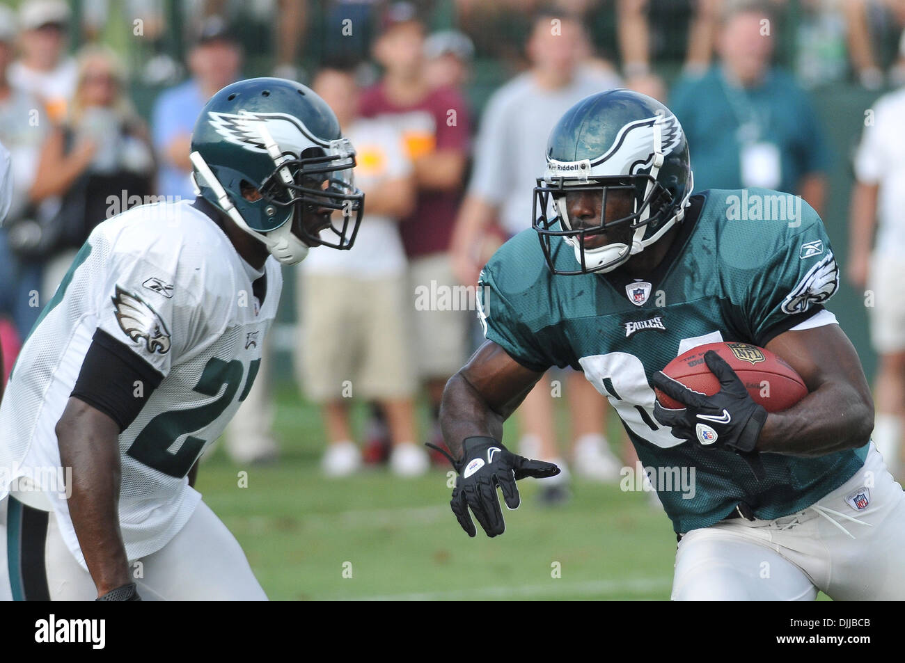 Philadelphia eagles tight end hi-res stock photography and images - Alamy