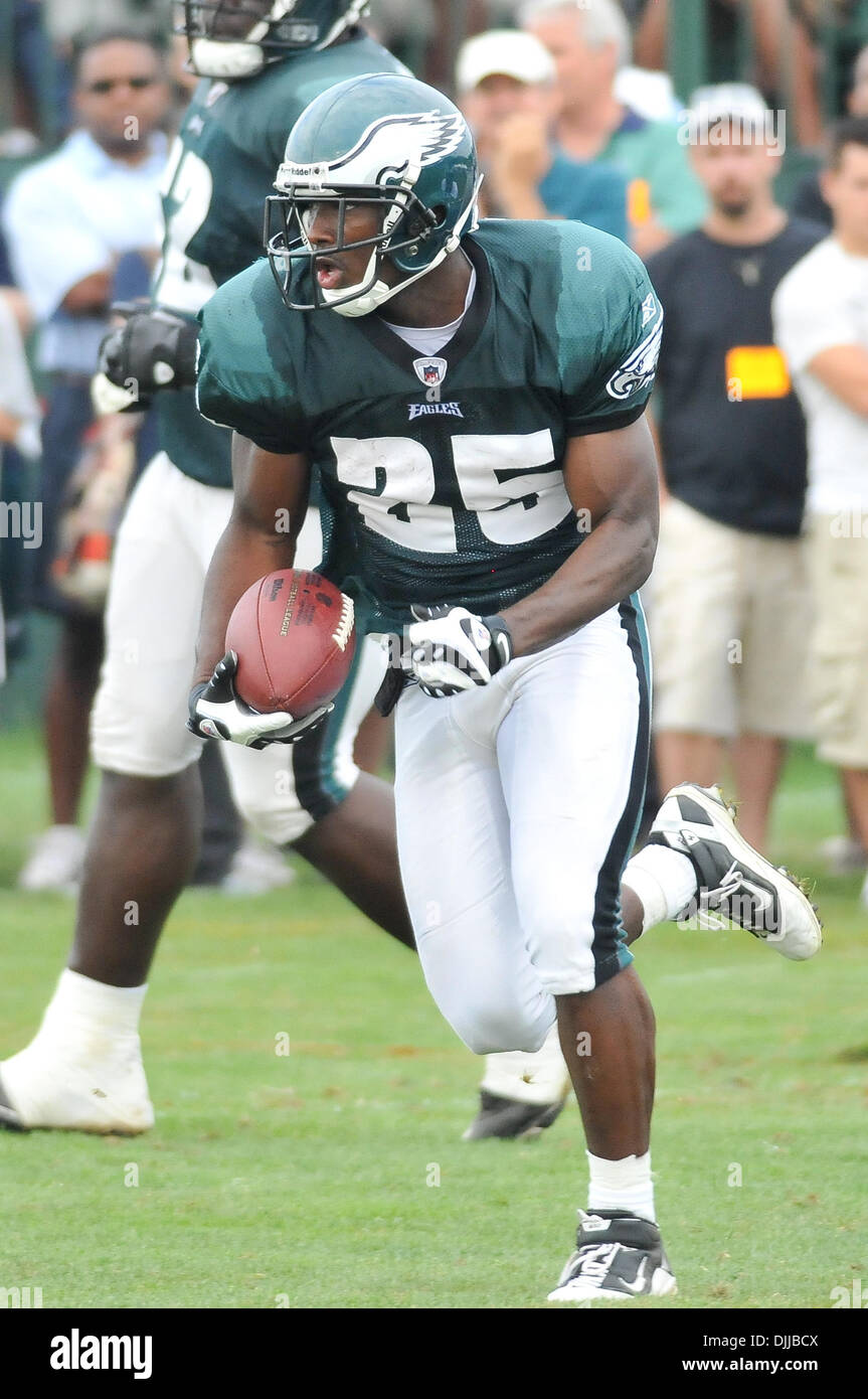 Michael mccoy hi-res stock photography and images - Alamy