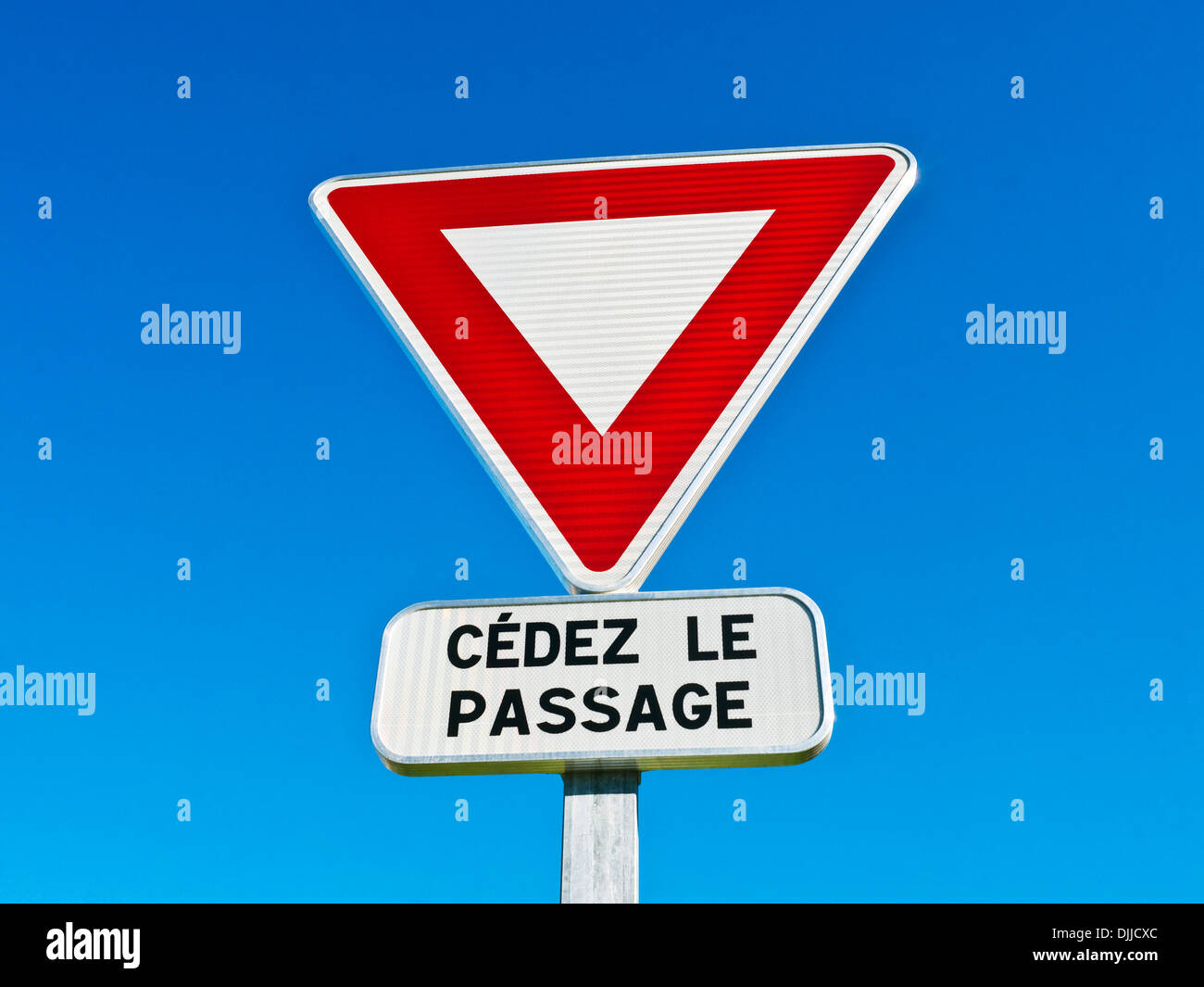 French stop sign hi-res stock photography and images - Alamy