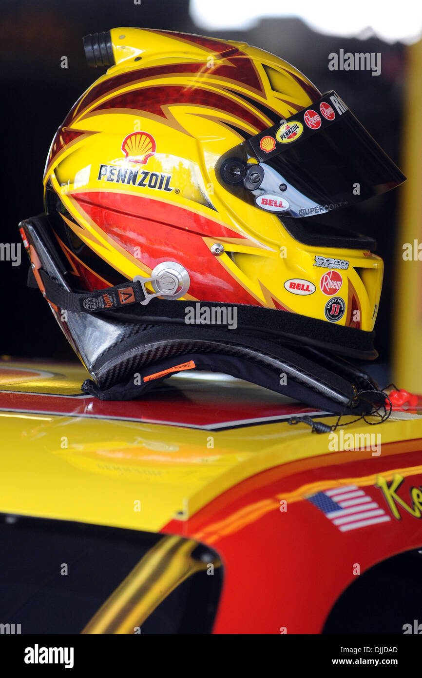 The helmet for driver KEVIN HARVICK waits atop of the Shell/Pennzoil ...
