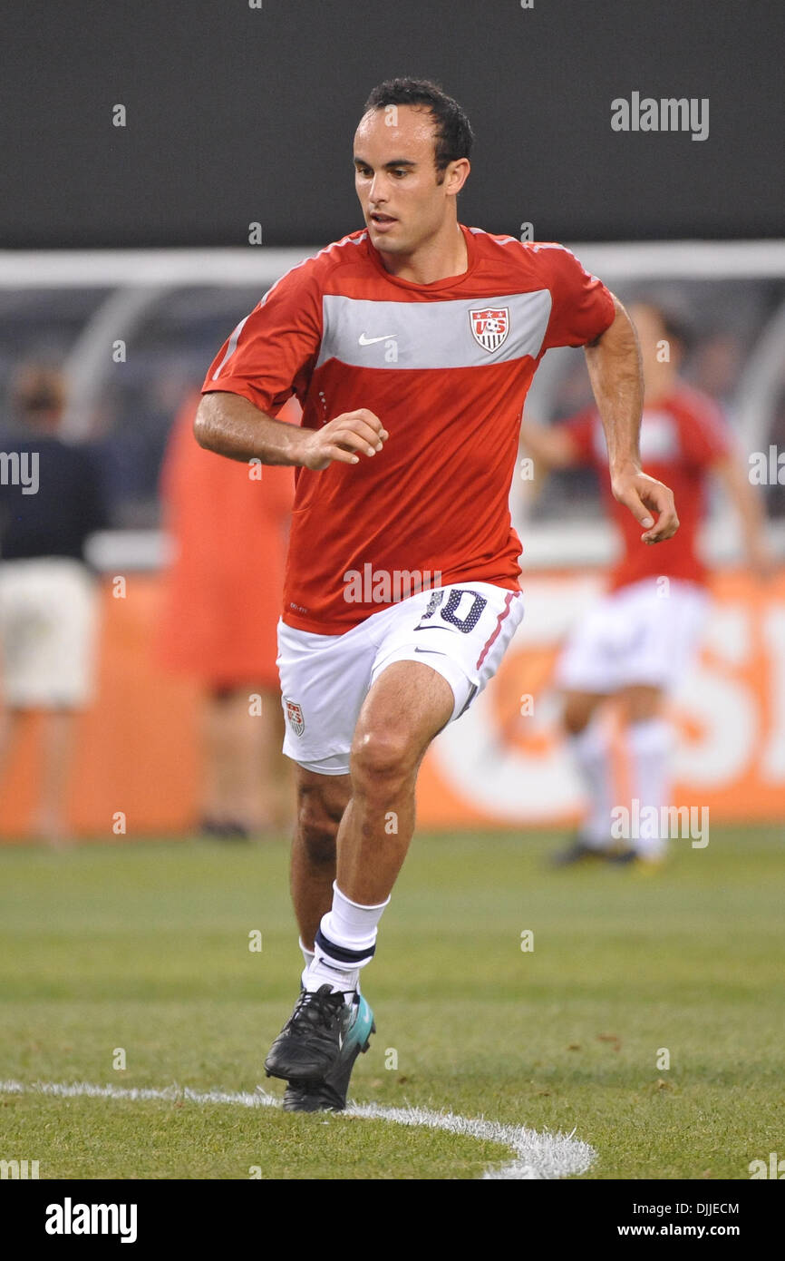 USA Striker LANDON DONOVAN (10) prior to action during the first ...