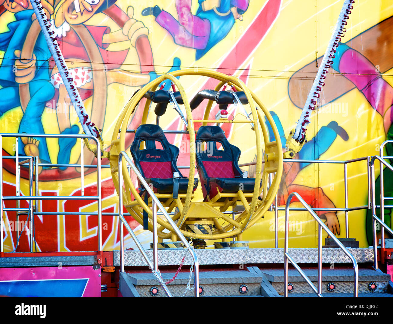 Bungee ride hi-res stock photography and images - Alamy