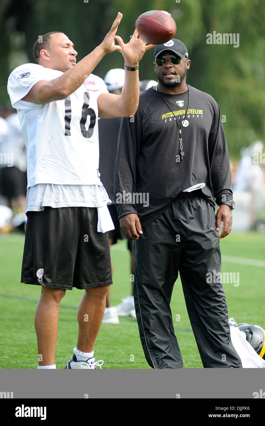 Charlie tomlin hi-res stock photography and images - Alamy