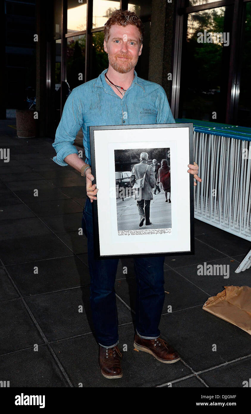 Glen hansard show hi-res stock photography and images - Alamy