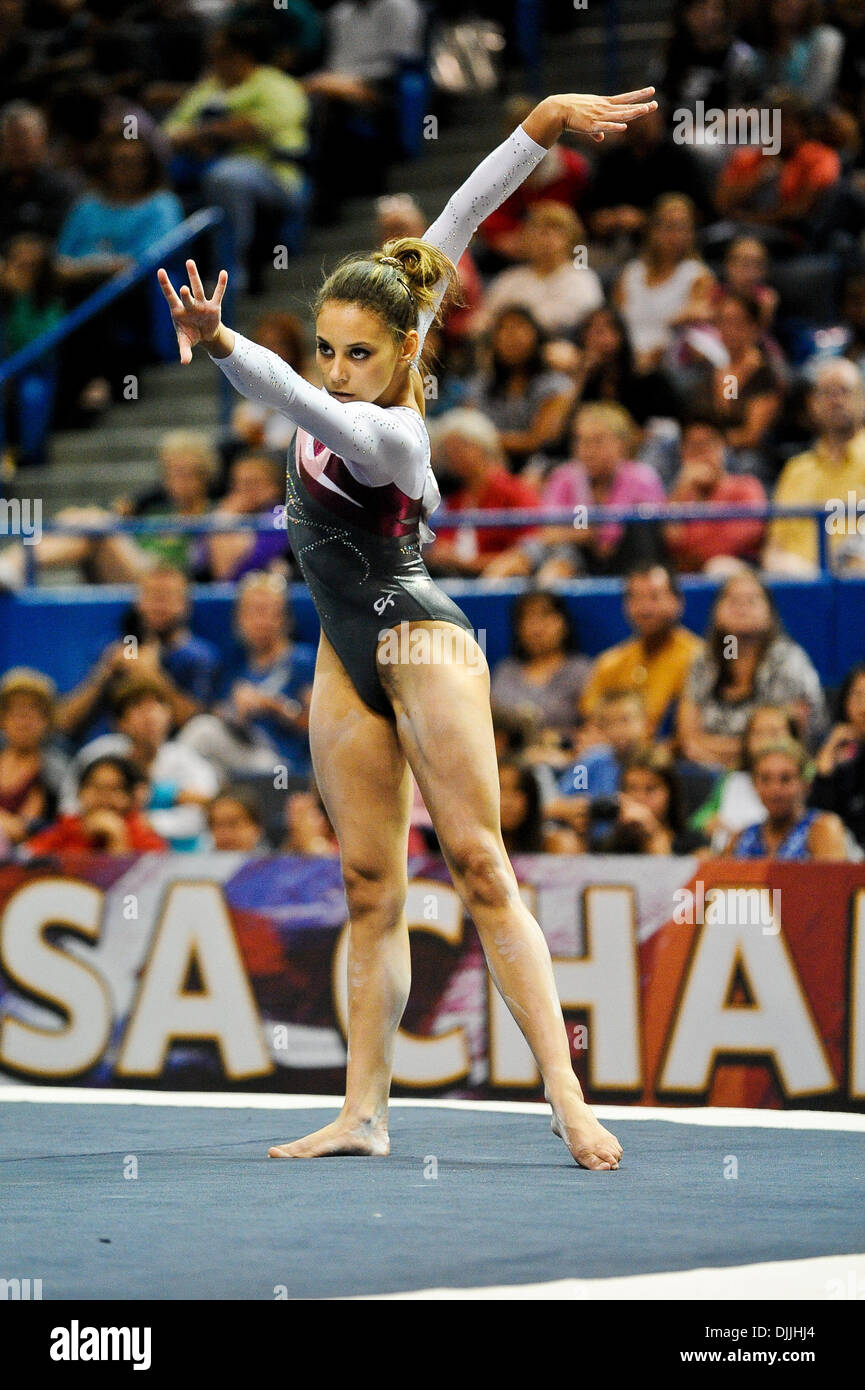 Mattie larson hi-res stock photography and images - Alamy