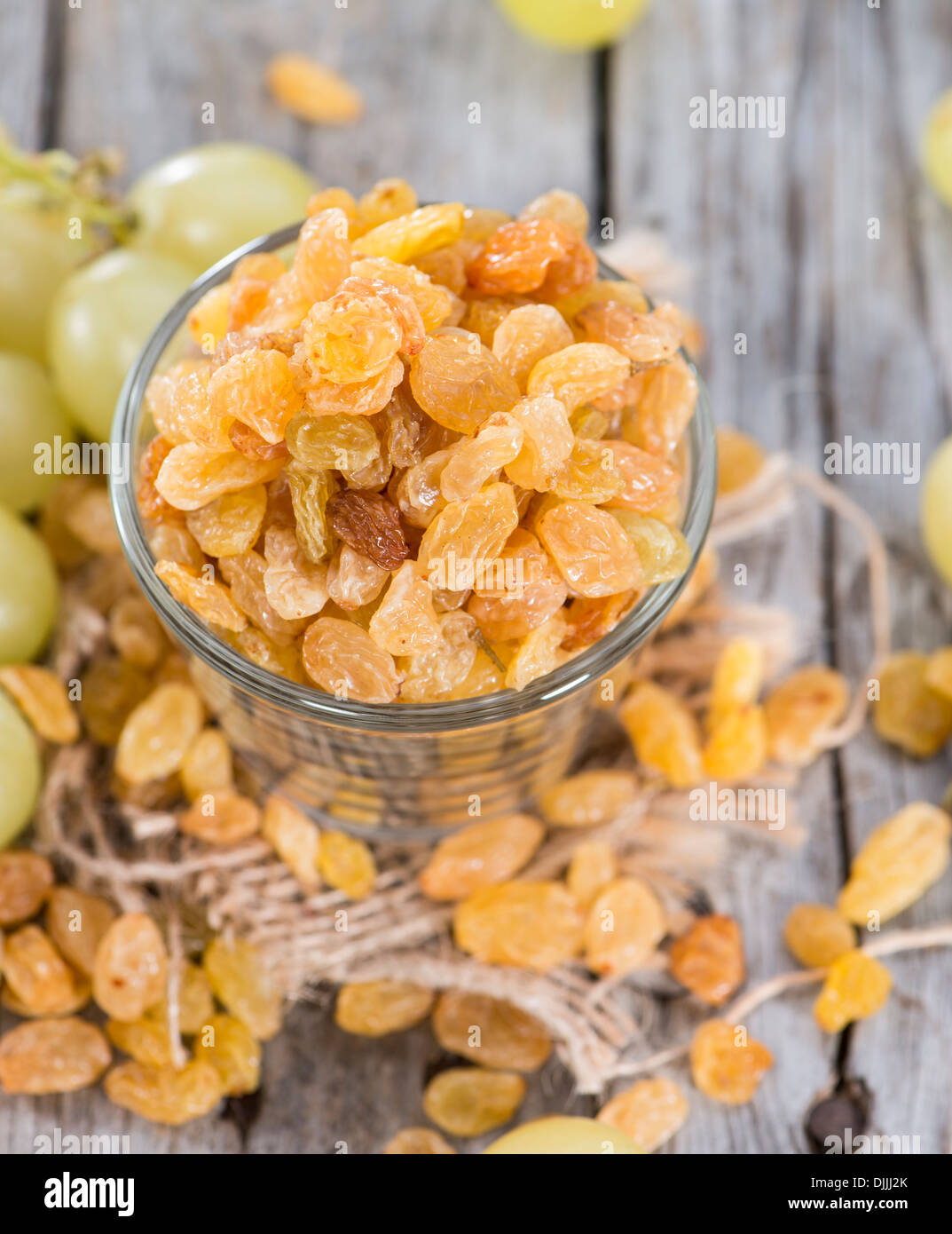 Portion of dried Grapes with some fresh fruits Stock Photo - Alamy