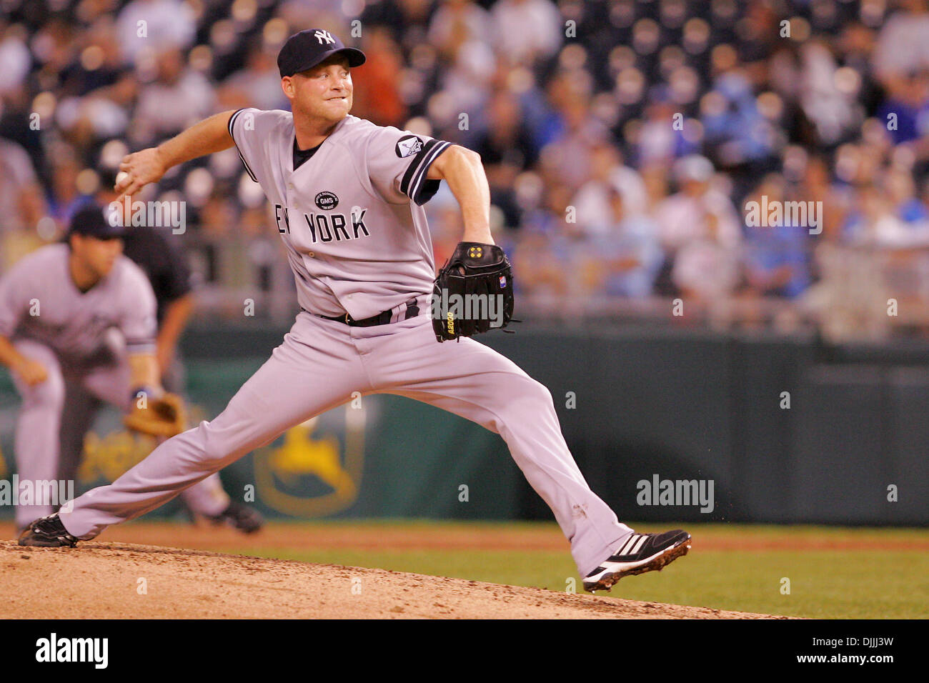 New york yankees relief pitcher hi-res stock photography and images - Alamy