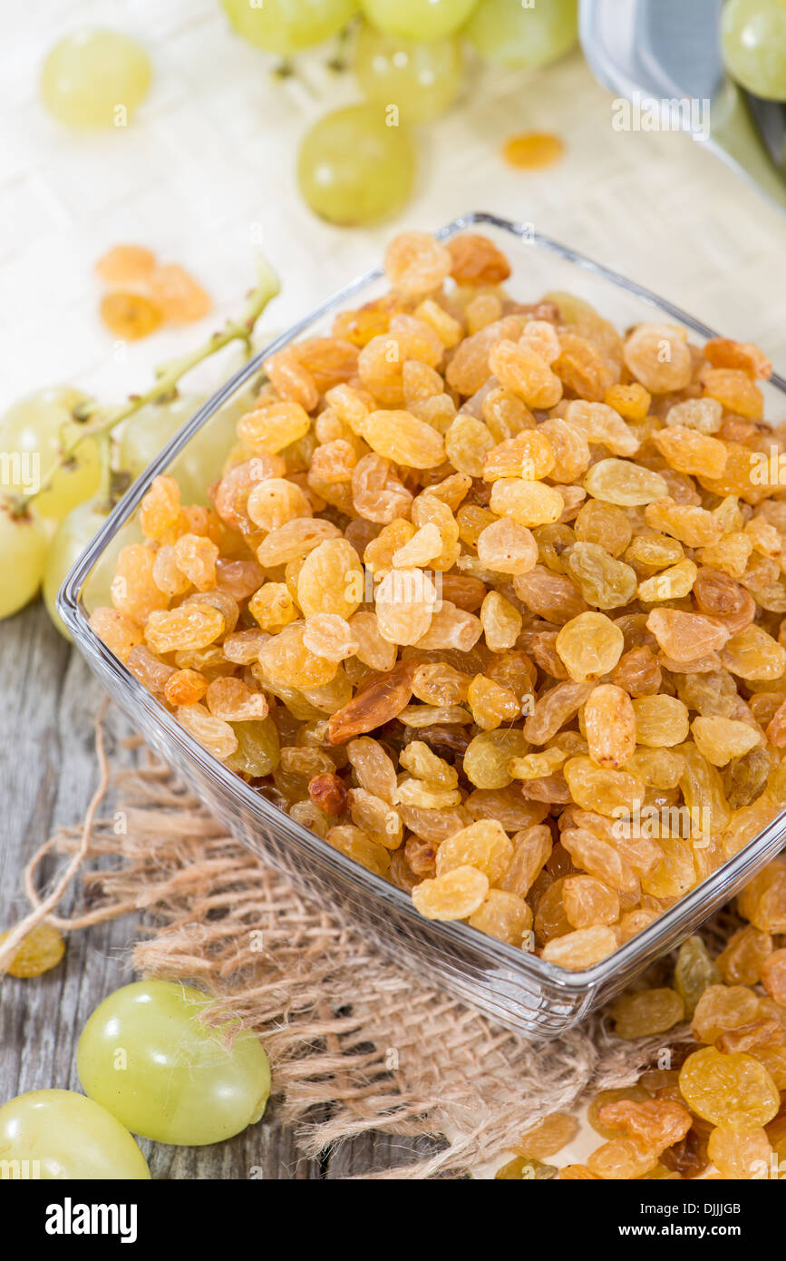 Portion of dried Grapes with some fresh fruits Stock Photo - Alamy