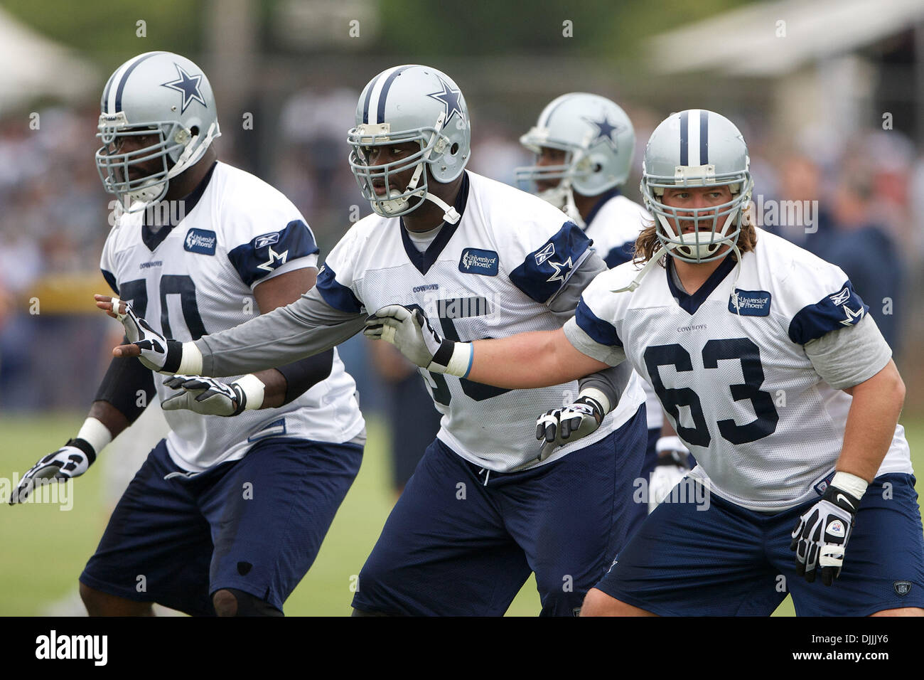 Leonard Davis Biography