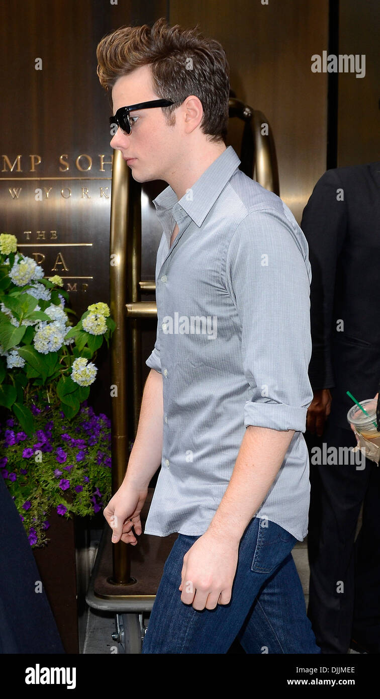 Will Sherrod Chris Colfer Kiss