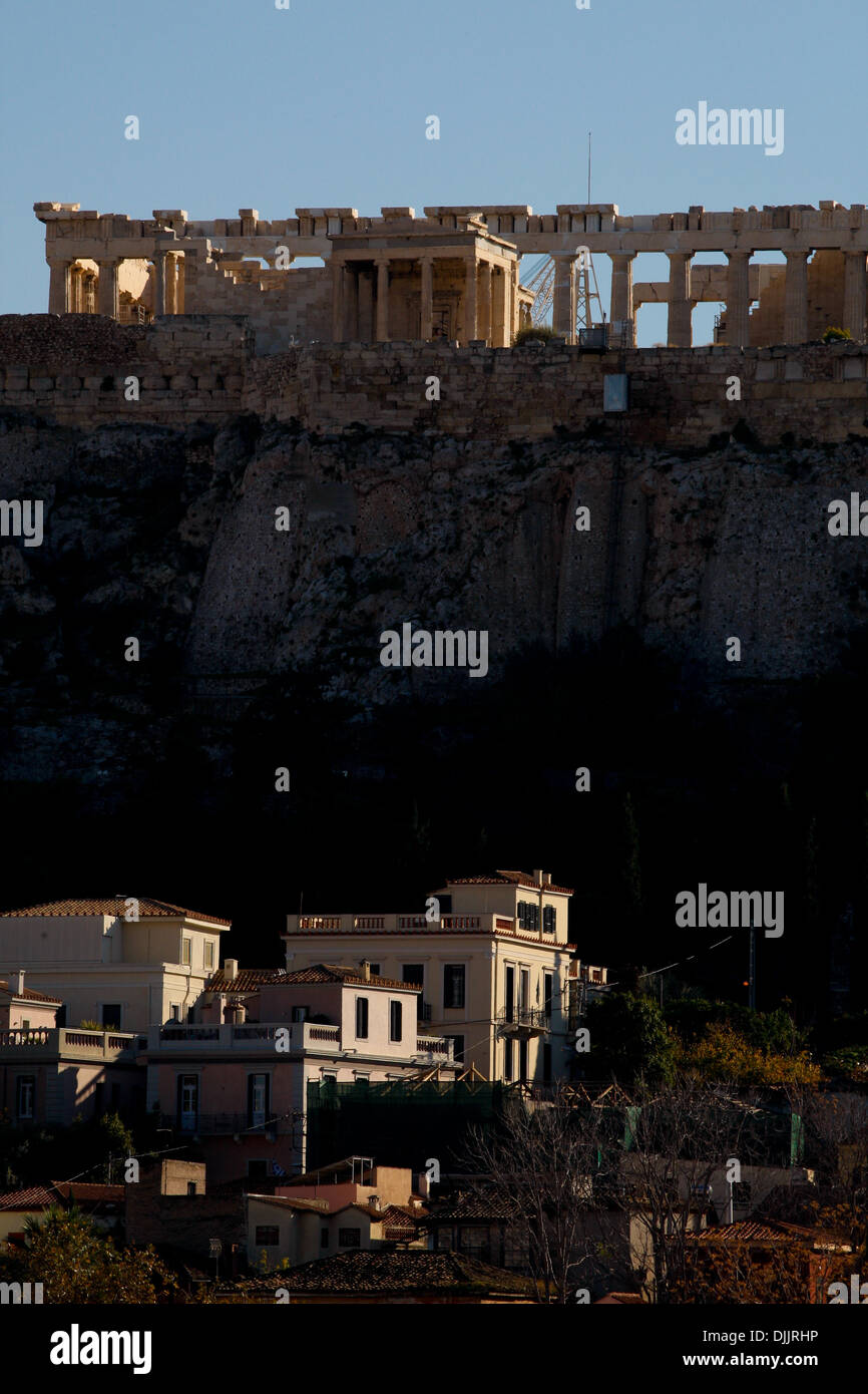 Athens, Greece. 28th Nov, 2013. The rock of the Acropolis and Plaka ...