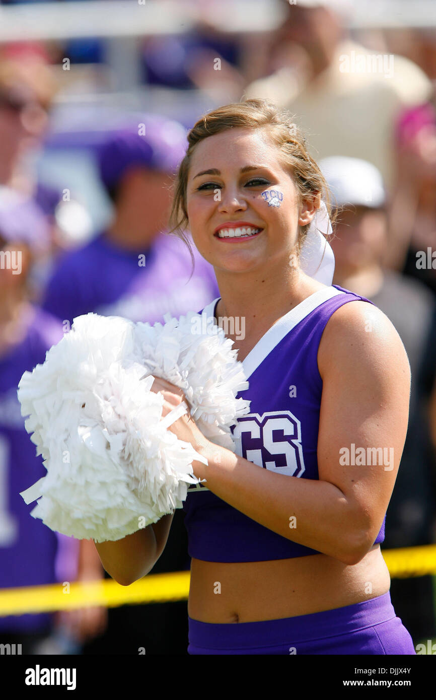 Texas christian cheerleaders hi-res stock photography and images - Alamy