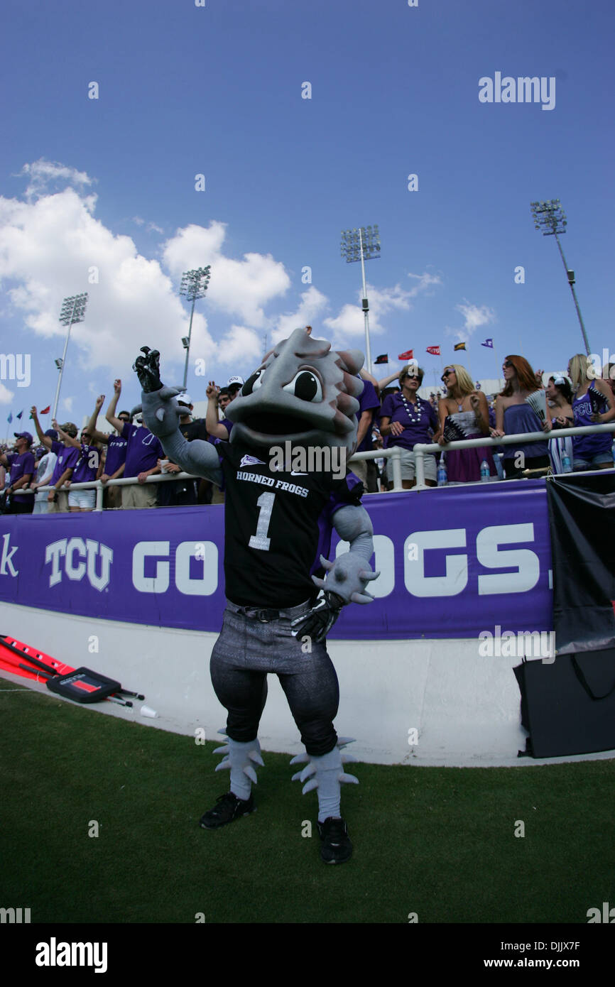 Tcu horned frogs mascot hi-res stock photography and images - Alamy