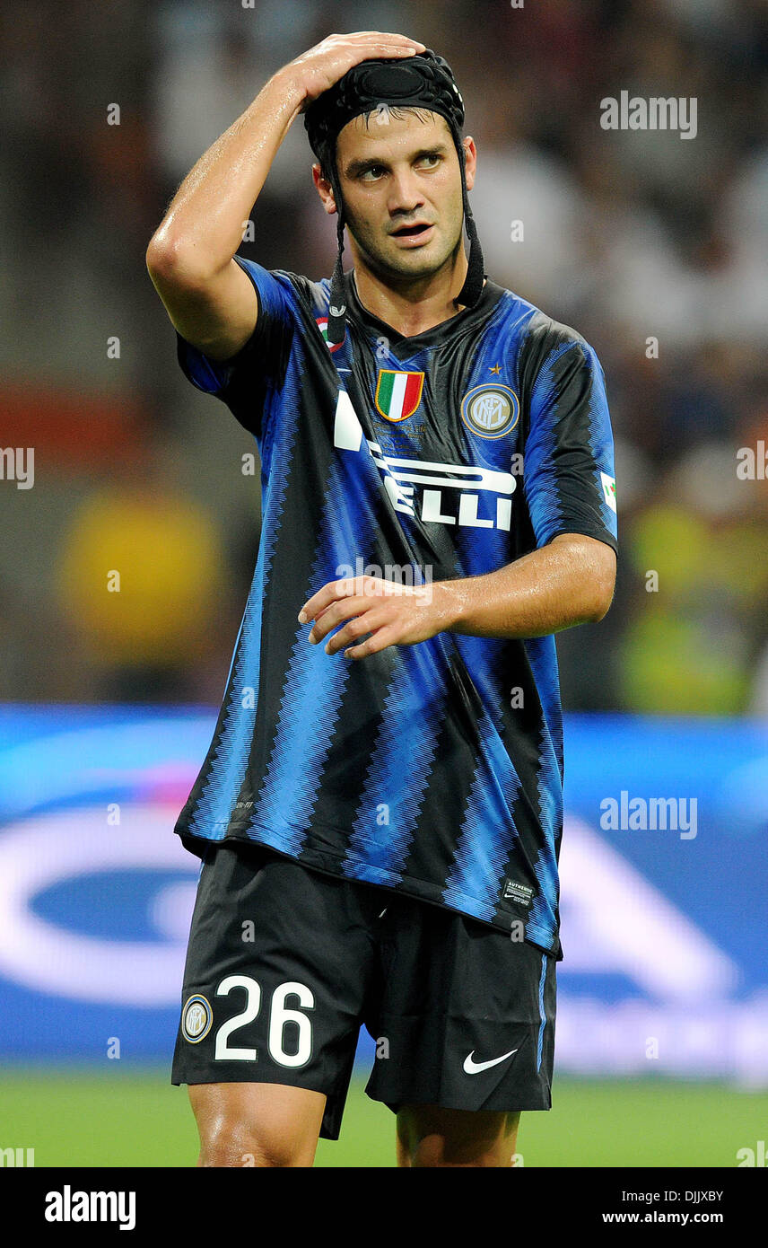 Chivu inter 2010 hi-res stock photography and images - Alamy