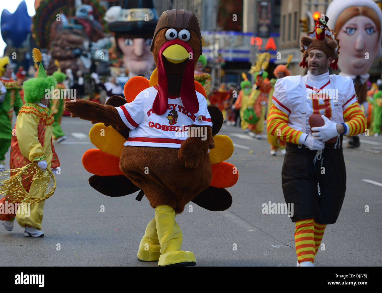 Turkey thanksgiving parade hi-res stock photography and images - Alamy