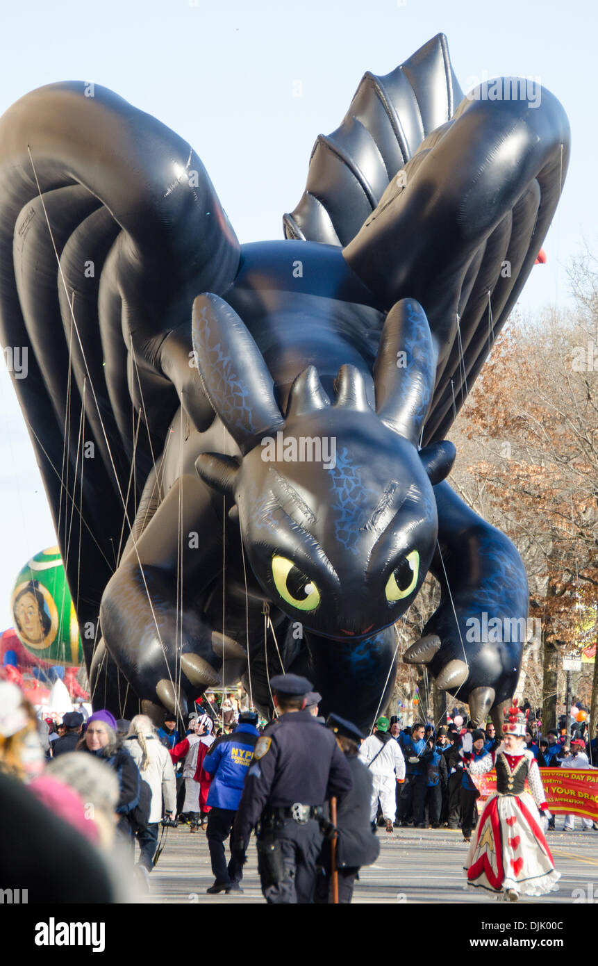 Toothless dragon hi-res stock photography and images - Alamy