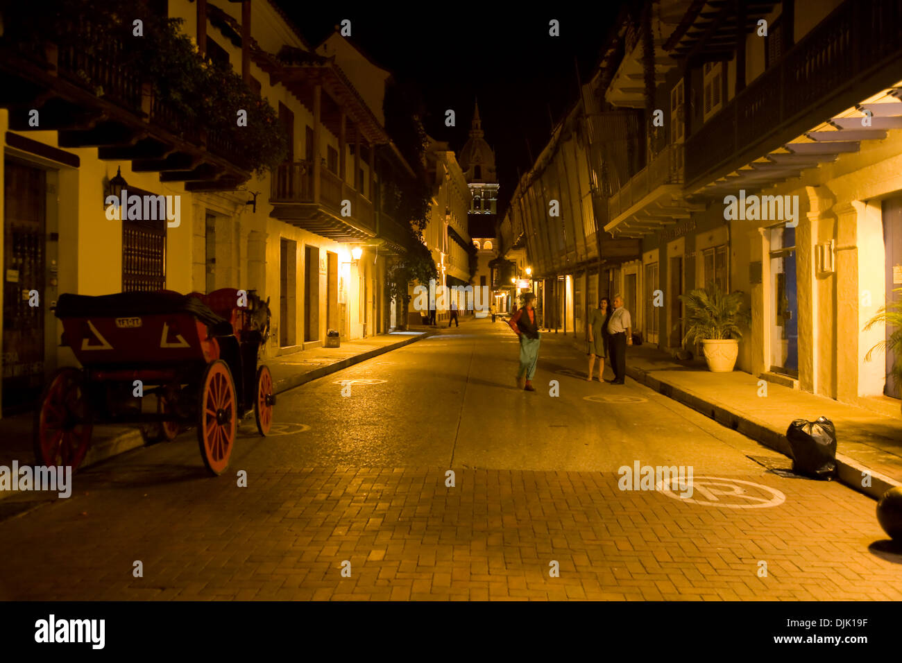 Streets of Cartagena, Colombia at night Stock Photo - Alamy