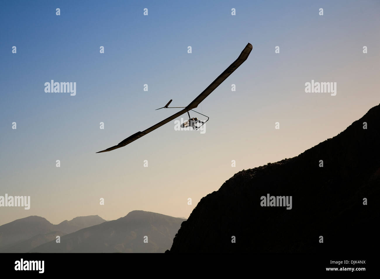 Delta wing glider hi-res stock photography and images - Alamy