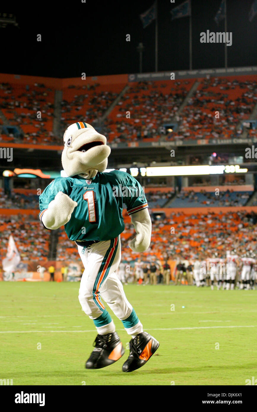 Miami dolphins mascot hi-res stock photography and images - Alamy