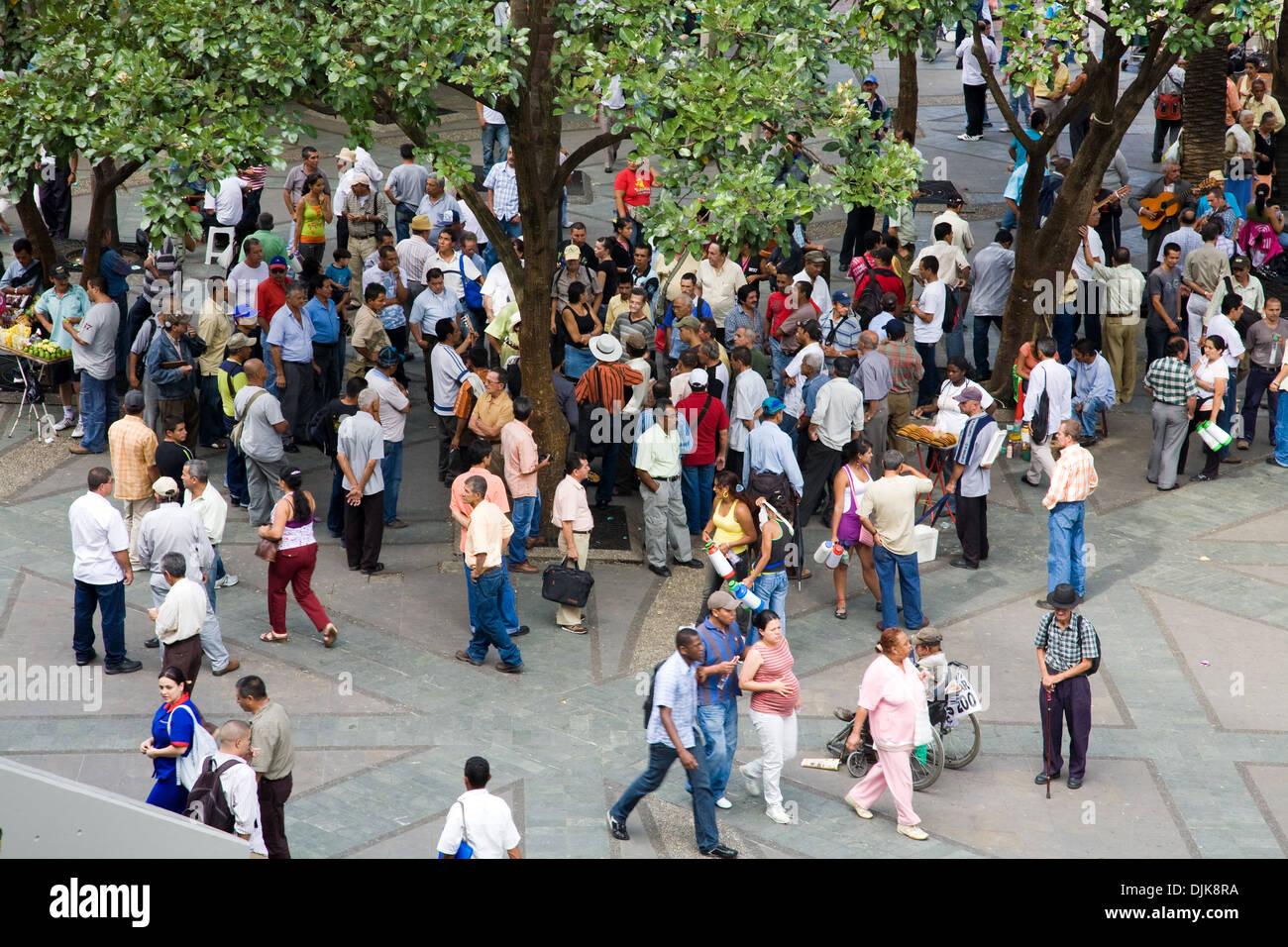Medellin people hi-res stock photography and images - Alamy