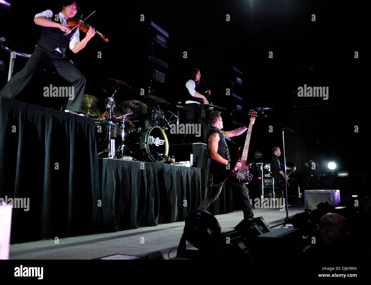 Creed band hi-res stock photography and images - Alamy