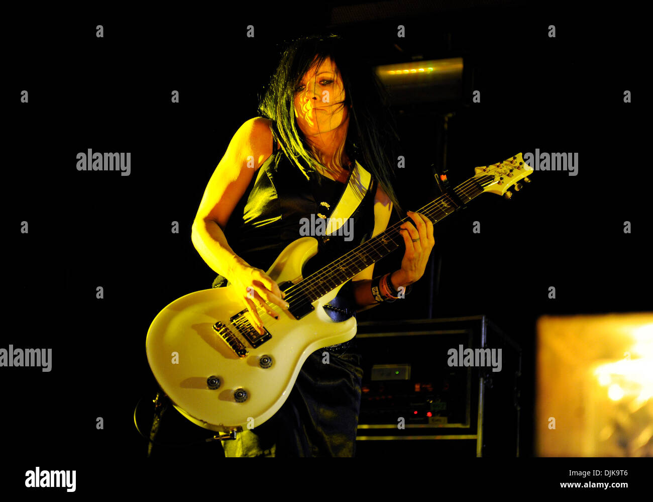 Skillet band hi-res stock photography and images - Alamy