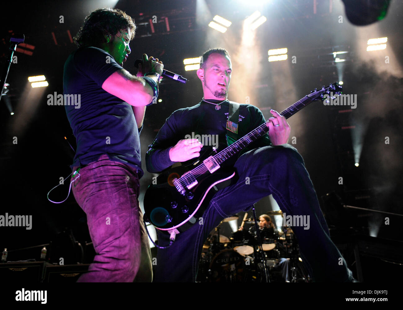 Lead singer of support band hi-res stock photography and images - Alamy