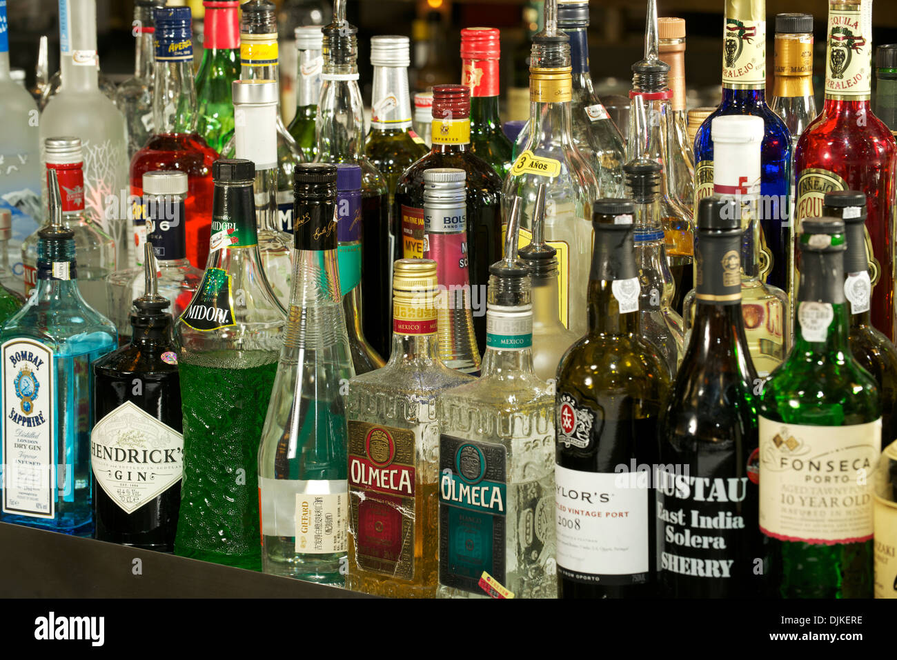 Fancy alcoholic beverage hi-res stock photography and images - Alamy