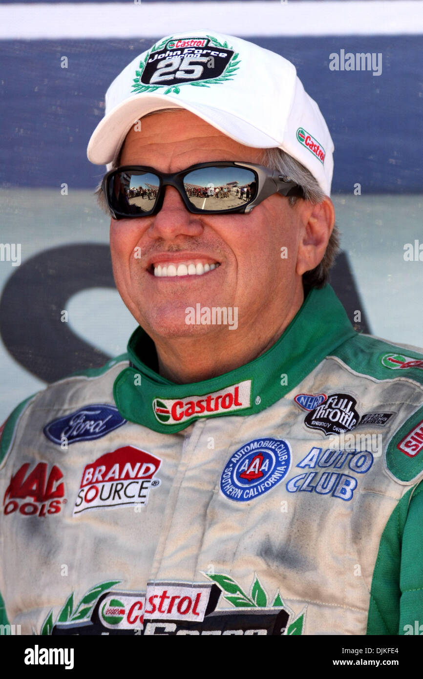 John force hi-res stock photography and images - Alamy