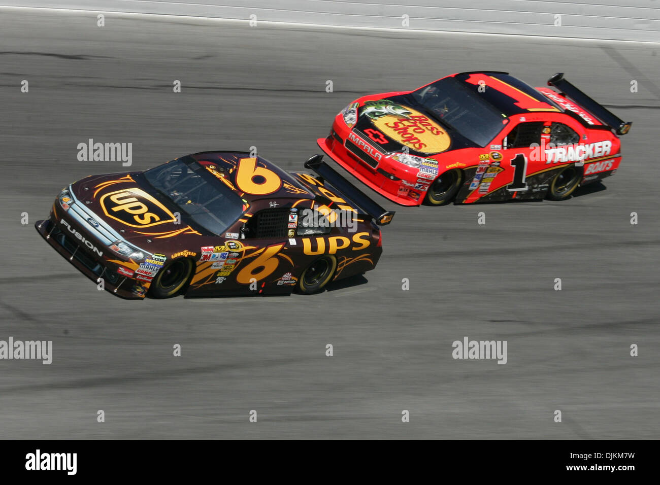 David Ragan (6) leads Jamie McMurray (1) during the Daytona 500 at the ...
