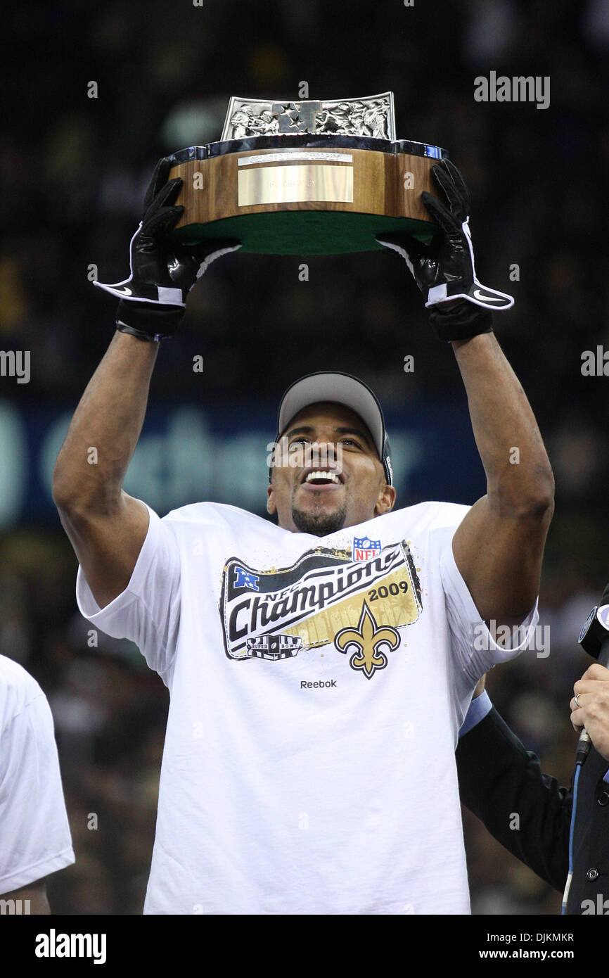 24 January 2010: Saints Safety Darren Sharper with the NFC Championship ...