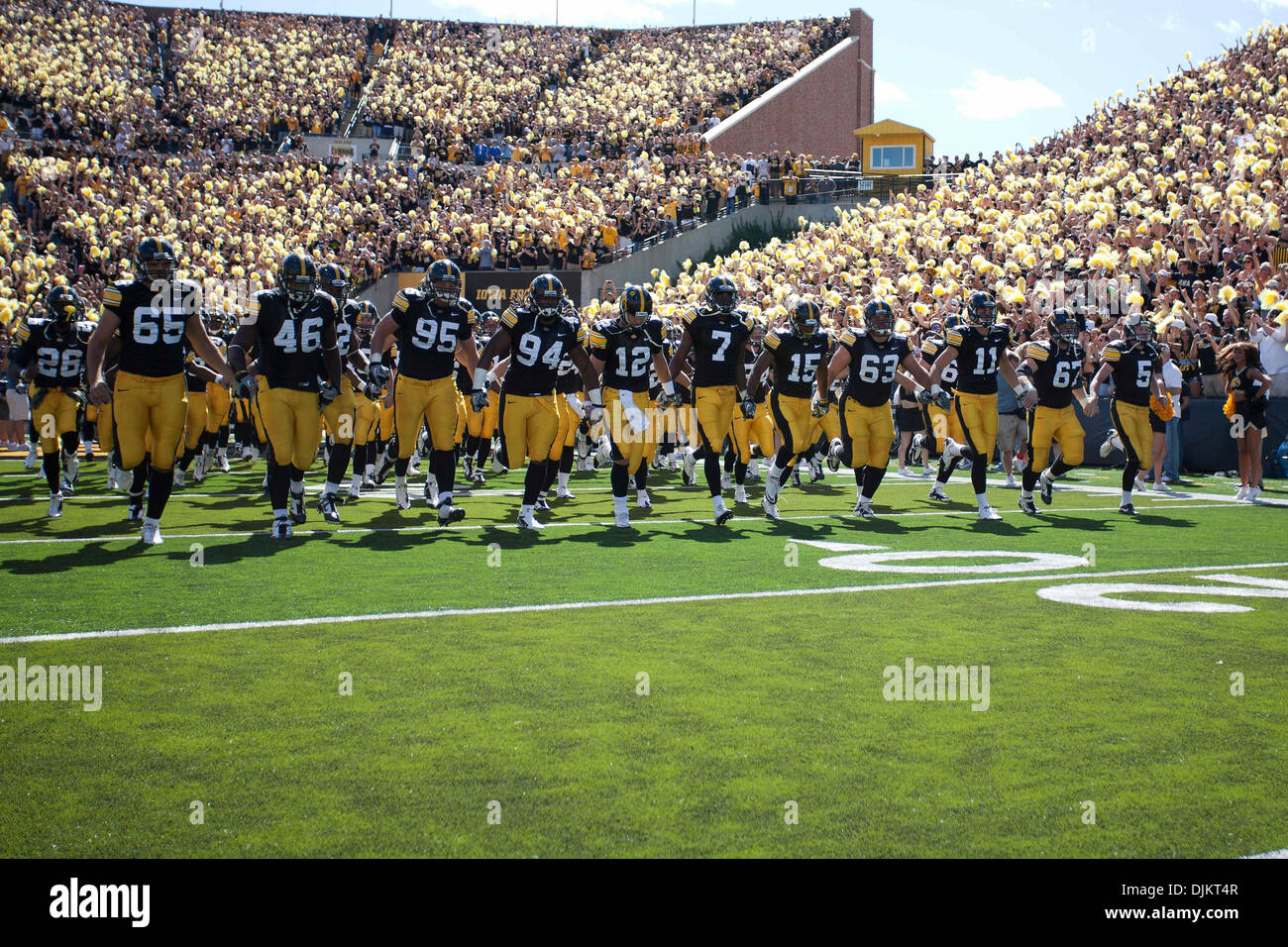 Kinnick stadium field hi-res stock photography and images - Alamy