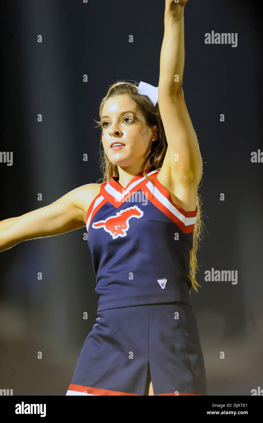 Smu cheerleader hi-res stock photography and images - Alamy