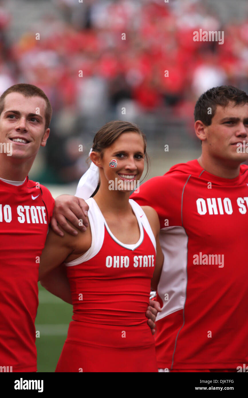 Osu cheerleaders hi-res stock photography and images - Alamy