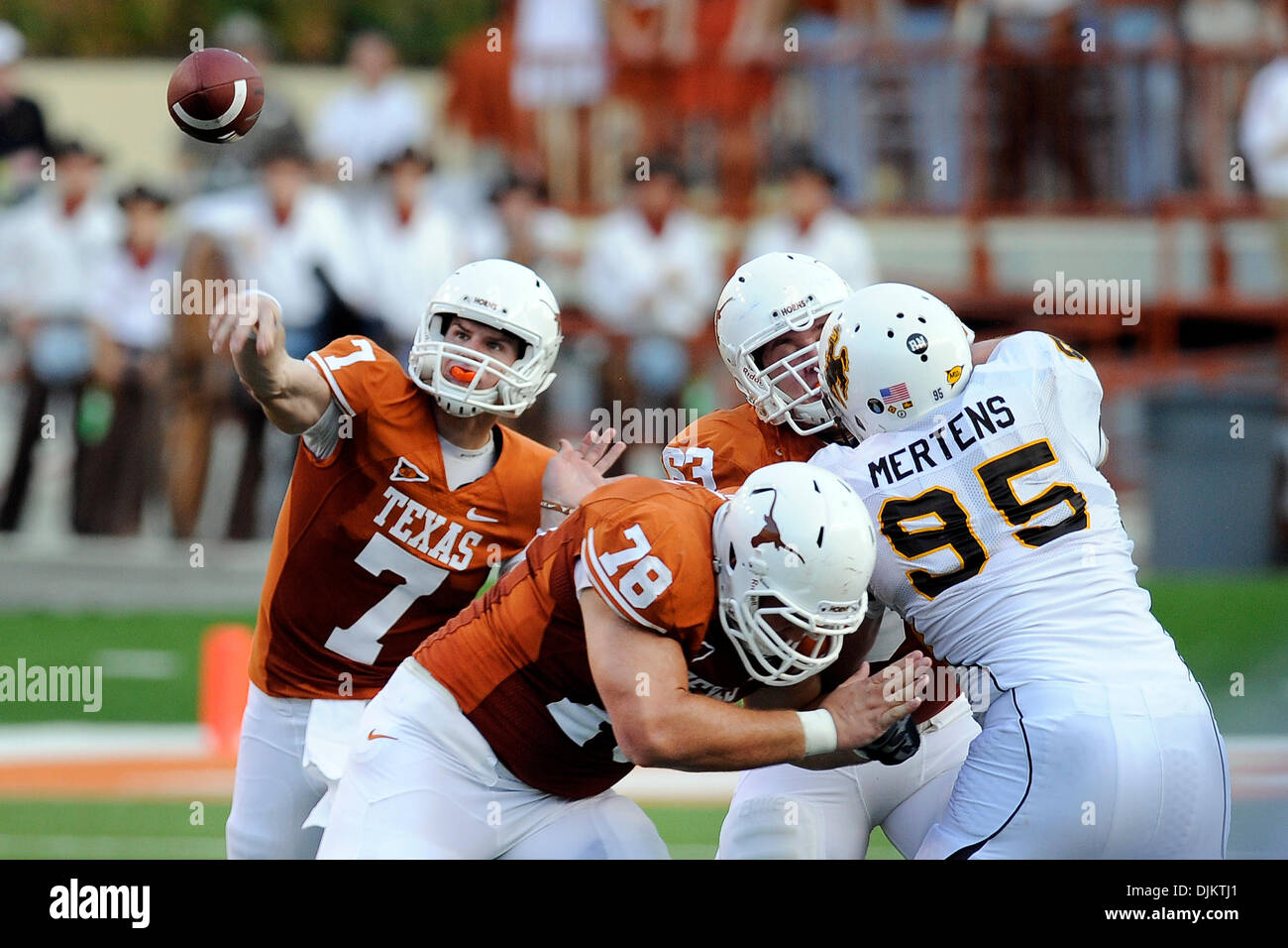 Texas longhorns quarterback garrett gilbert hi-res stock photography ...